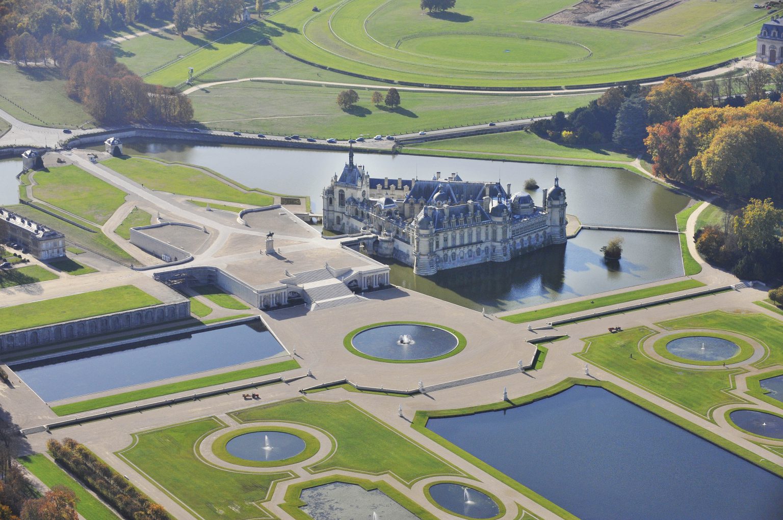 Chantilly Palace from Paris - Champagne Tours